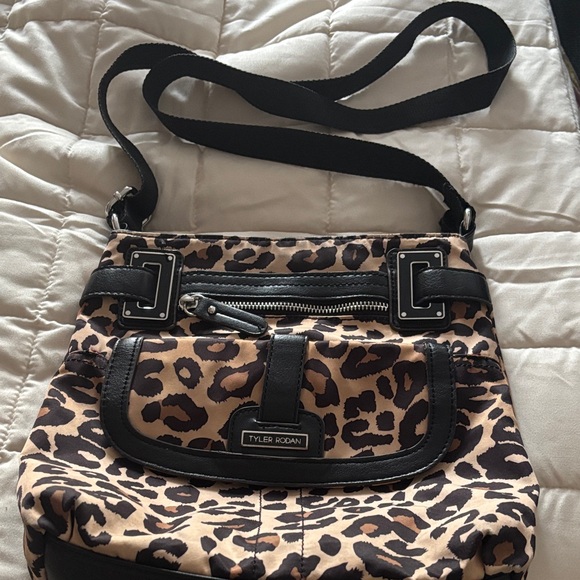 Tyler Rodan | Bags | Tyler Rodan Animal Print Crossbody Bag With Black ...